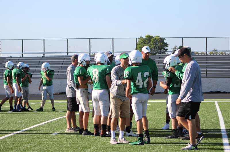 Burnet hosts ‘very good’ Llano squad for homecoming - DailyTrib.com