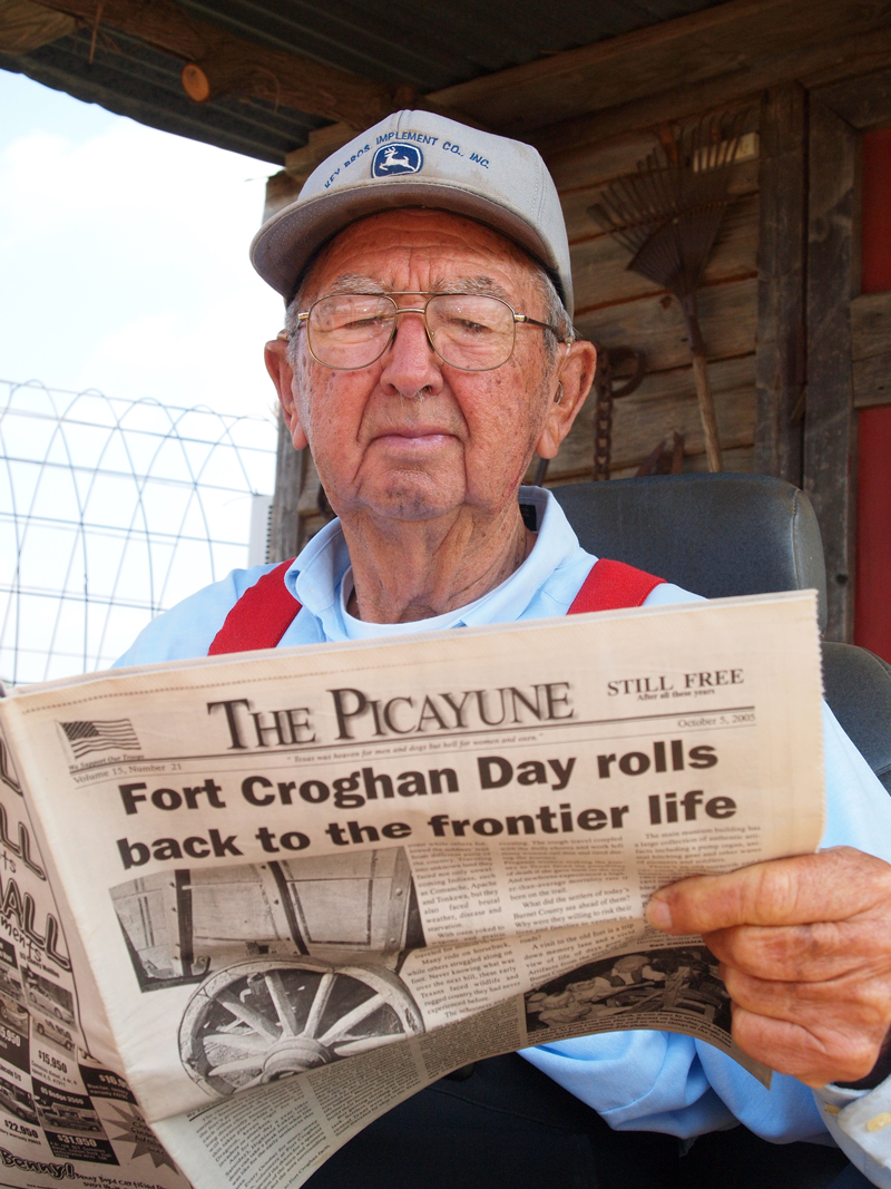 Brother Max Copeland Night at Mustangs football game to honor community ...