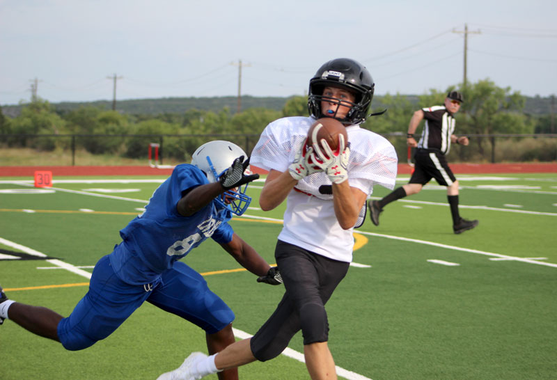 Faith football shows promise with spread in scrimmage - DailyTrib.com