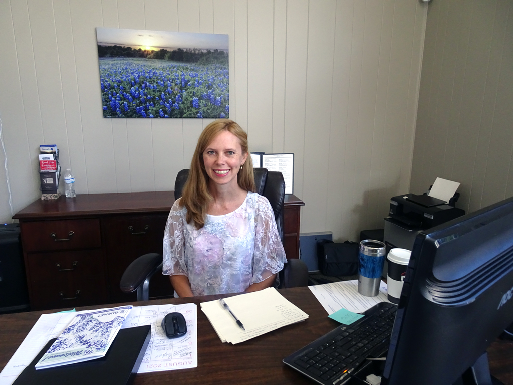 Burnet business owners: New chamber executive director wants to help ...