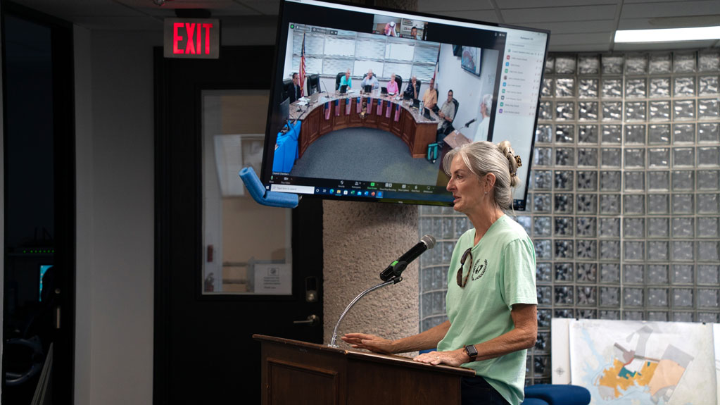 Widow puts human face on Move Over or Slow Down law - DailyTrib.com