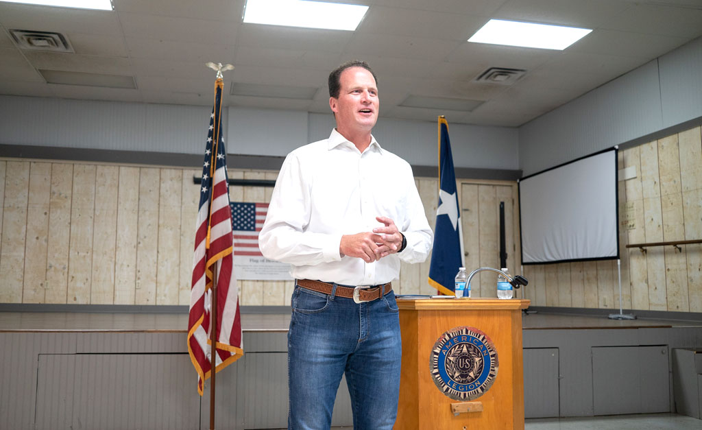 U.S. Rep. Pfluger discusses border, energy with Llano County ...